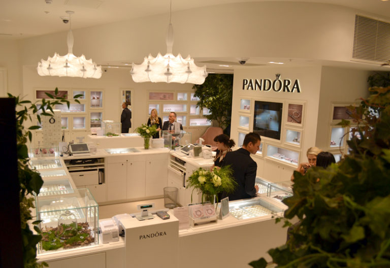 FIRST LOOK: Pandora Oxford Street global flagship