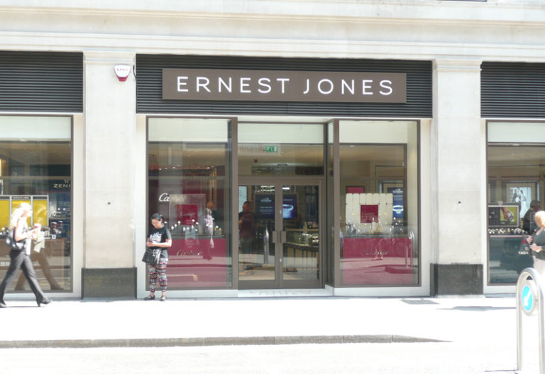 EXCLUSIVE Q&A: The e-commerce feature that Signet Jewelers says is ...