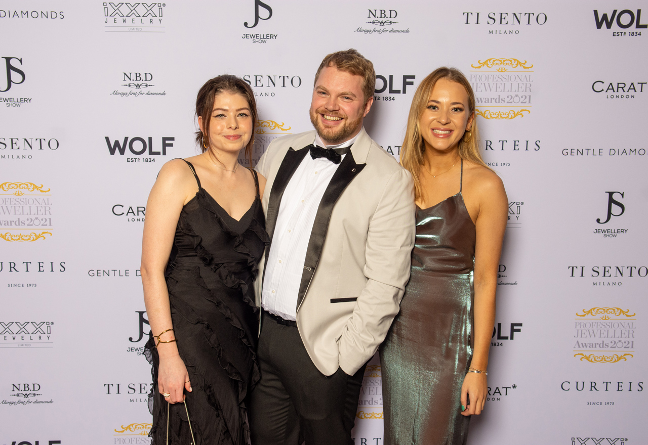 RED CARPET SNAPS: Shots from the welcome reception at the 2021 PJ Awards