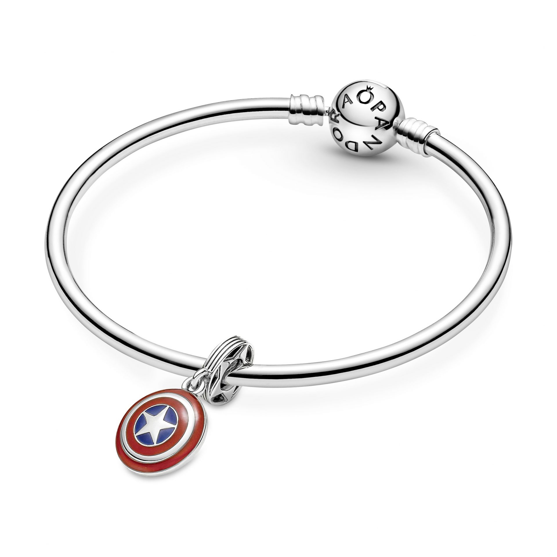 Pandora assembles new Marvel jewellery collection