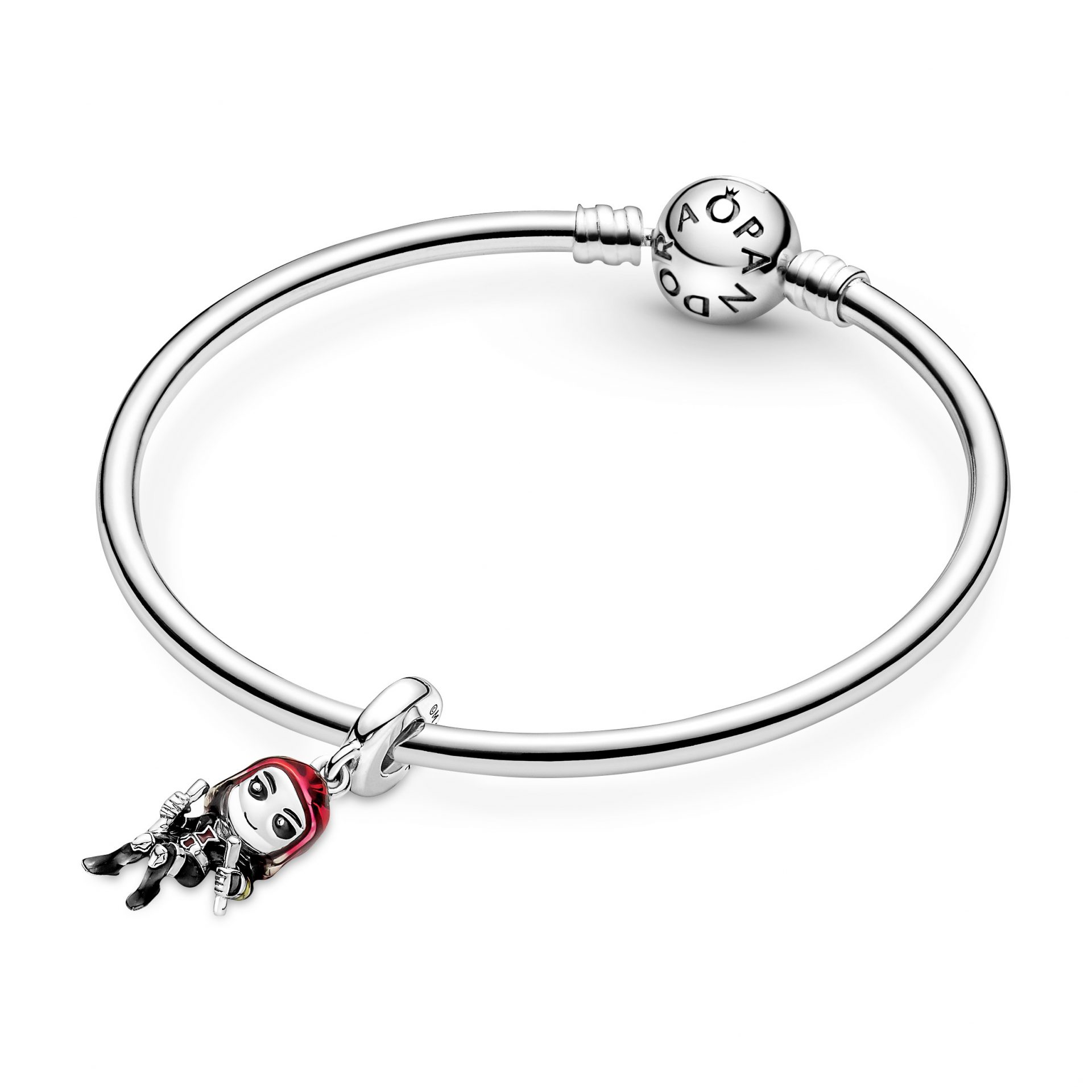 Pandora assembles new Marvel jewellery collection