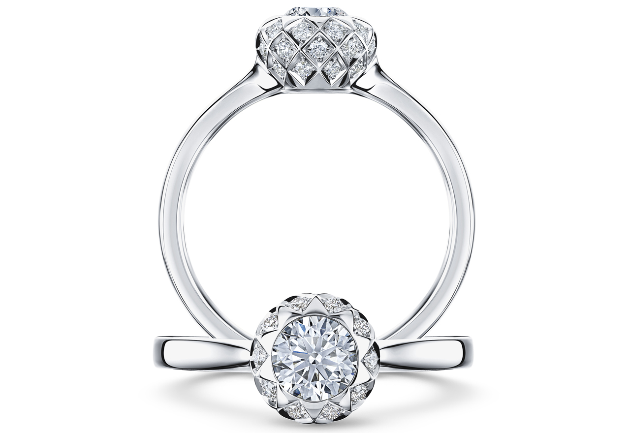 GALLERY: Andrew Geoghegan debuts new exclusive new halo setting