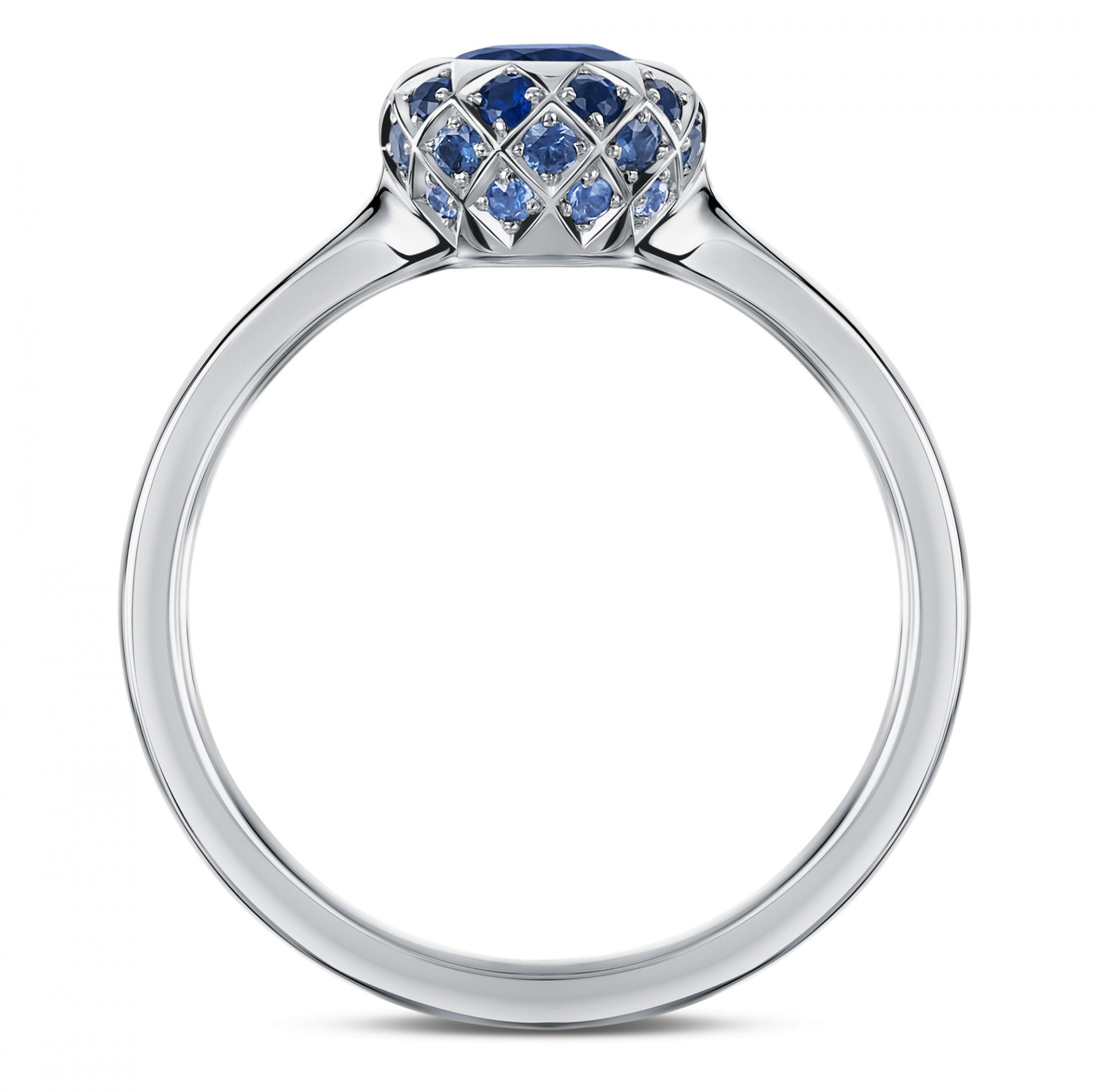 GALLERY: Andrew Geoghegan debuts new exclusive new halo setting